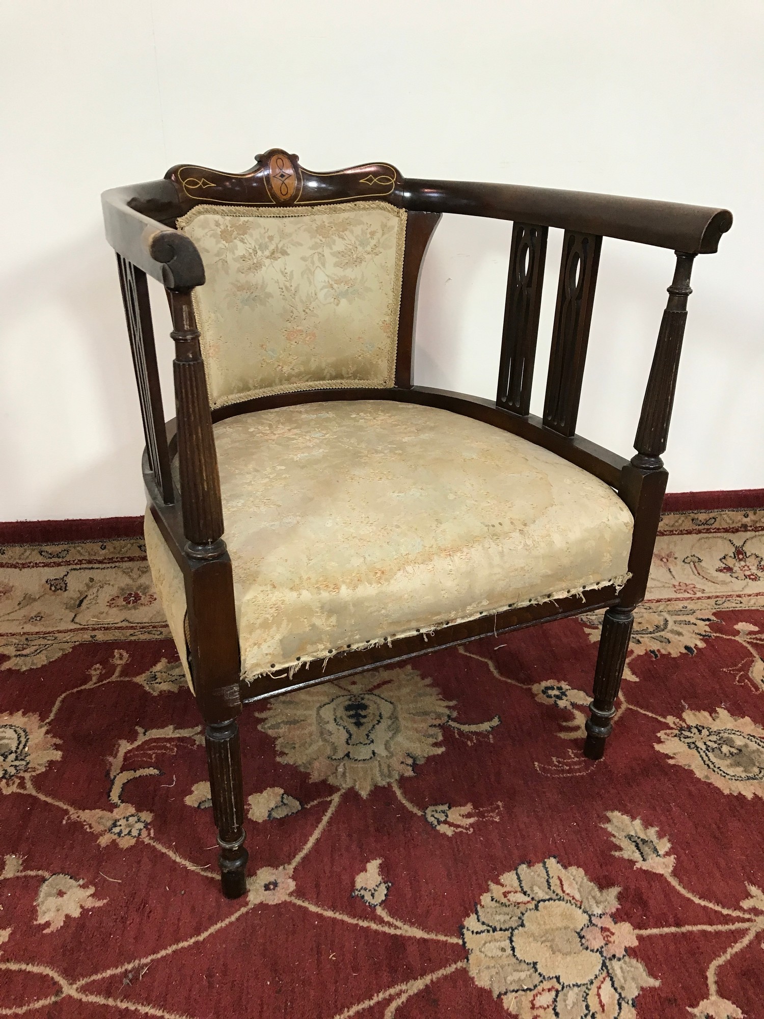 INLAID MAHOGANY BOW CHAIR ON FLUTED LEGS WITH UPHOLSTERED SEAT AND BACK
