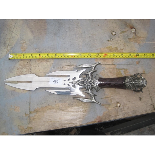 Fantasy style knife dagger
