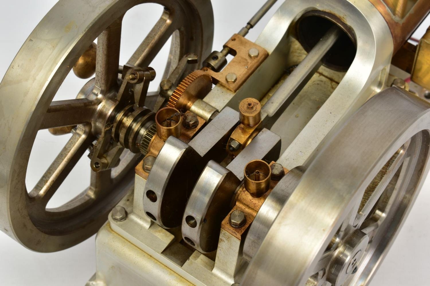 A HANDBUILT MODEL HORIZONTAL SINGLE CYLINDER STATIONARY ENGINE ...