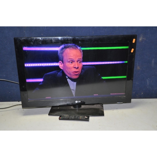 A LG 32LD450 32in TV with remote (PAT pass and working) | Barnebys