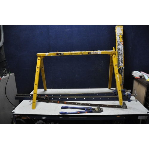 TWO NUTOOL 5ft LONG SASH CRAMPS, another Sash cramp, a pair ... | Barnebys