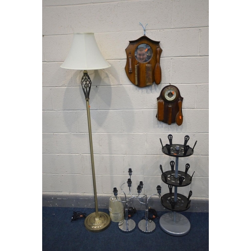 A VINTAGE GENTLEMANS HANGING BAROMETER AND BRUSH SET, a simi... | Barnebys