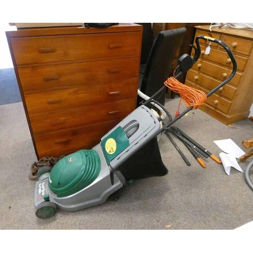 QUALCAST TURBO TRACK 35 ELECTRIC LAWN - MOWER | Barnebys