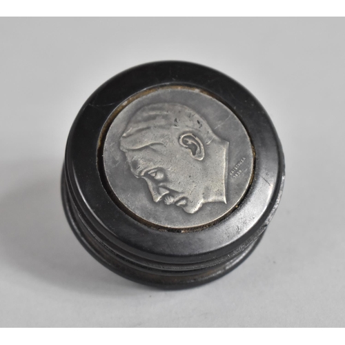 A Reproduction Circular Nazi Snuff Box with Adolf Hitler and... | Barnebys