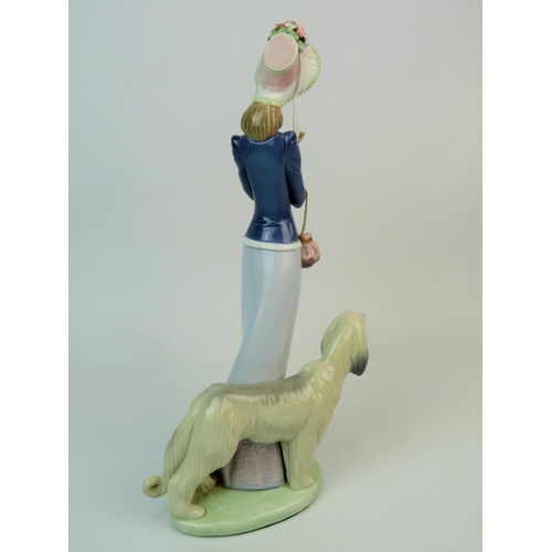 Lladro Figurine 'Stepping Out' Model number 1537, Measures approx 13.5 ...