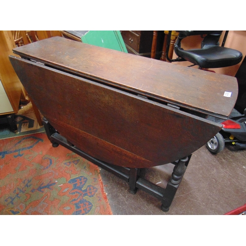 Antique oak gateleg table of narrow form, drop leaves, end d... | Barnebys