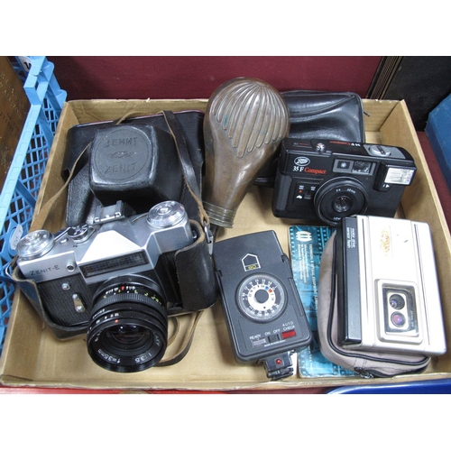 Zenit-E Camera, with a Prinz Galaxy lens, XIX Century copper... | Barnebys