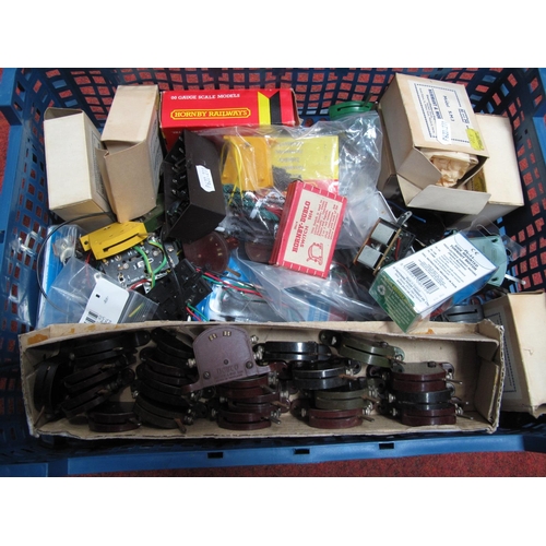 A Quantity of Hornby Dublo Switch's, Hammant and Morgan Ref SM3 point ...