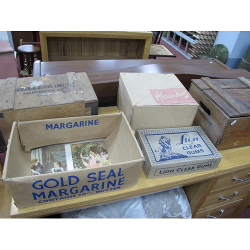 Moussec, Griffin and George Boxes, gold seal Alexanders and ... | Barnebys