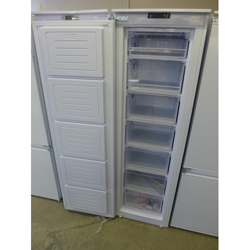 CDA Integrated Tower Freezer H1770xW540xD545 - model no.:- FW881, RRP £559 inc. VAT * This lot is s