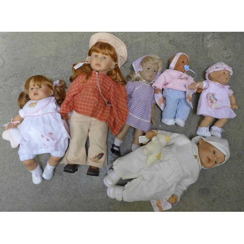 Six dolls, Zaph Creation Collete Range vinyl doll, other Zer... | Barnebys
