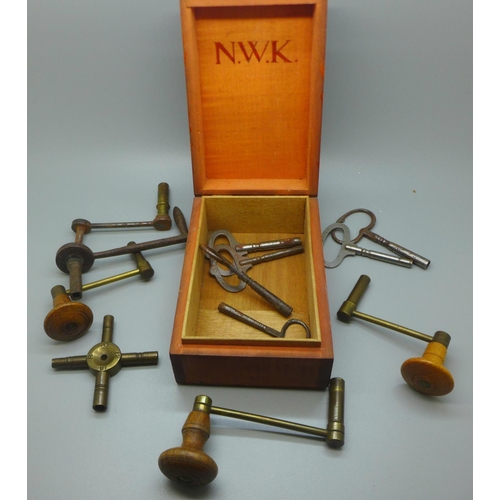 A collection of five Victorian grandfather clock crank keys ... | Barnebys