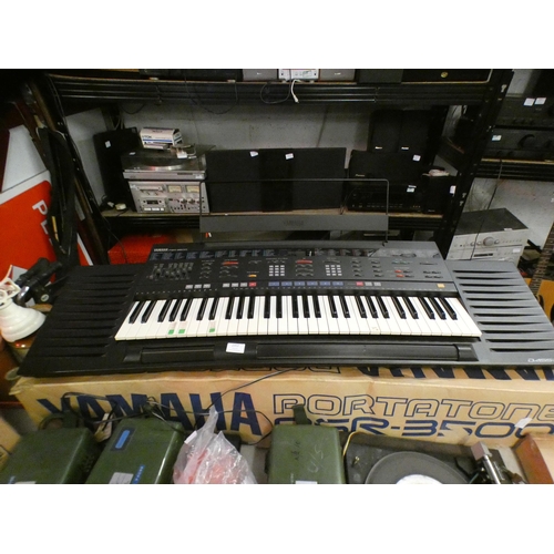 Yamaha PSR 3500 portable electric keyboard, boxed | Barnebys