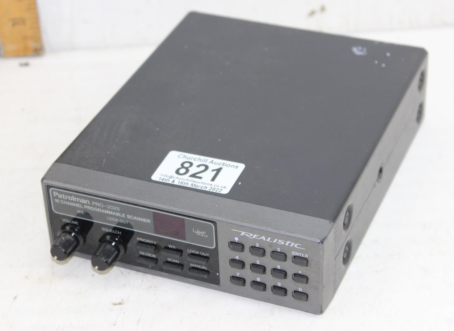 Patrolman PRO-2025 16 channel programmable scanner by Realistic