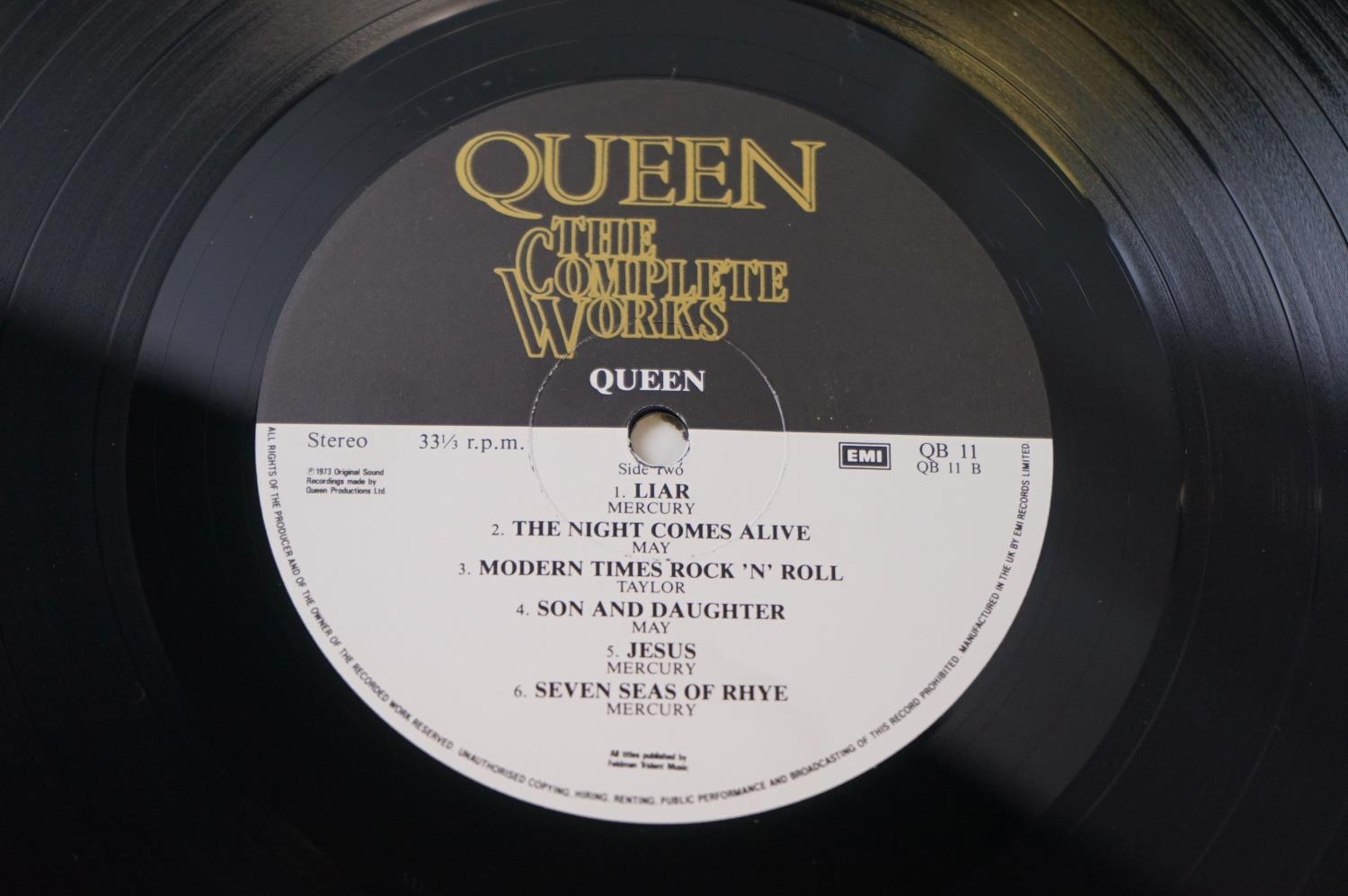 Vinyl - Queen The Complete Works Box Set (GB 1) numbered 000391 14 LP's ...