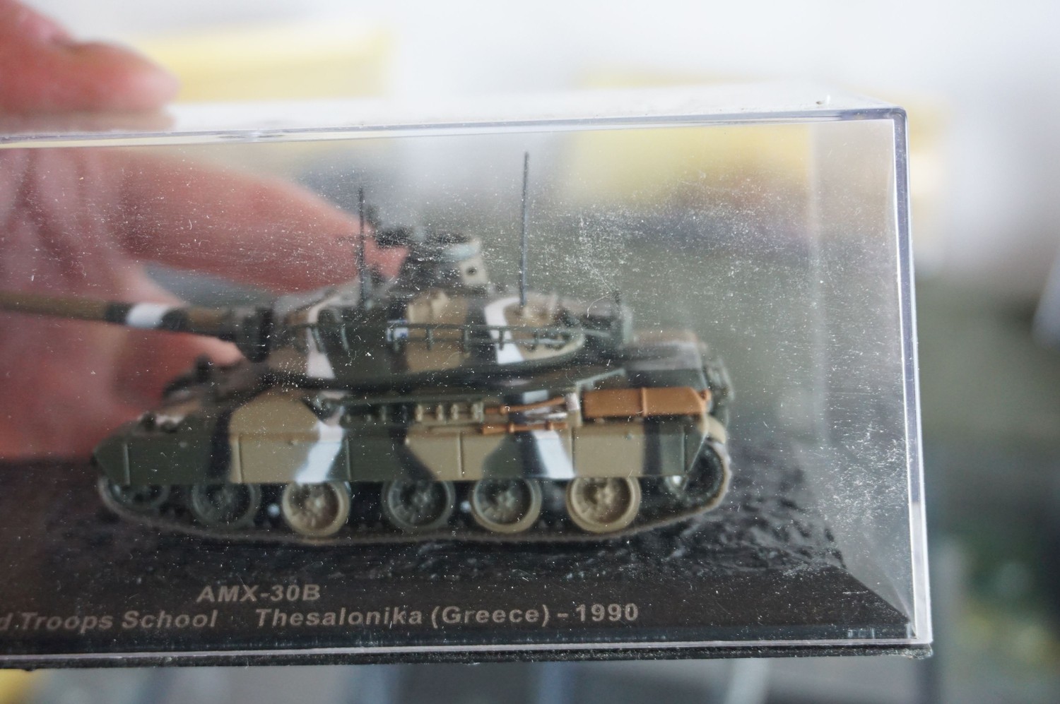 120 x Cased De Agostini Combat Tank Collection diecast models to ...