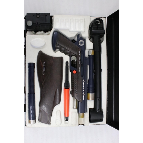 Topper Toys Secret Sam attaché case containing gun and camera set, with ...