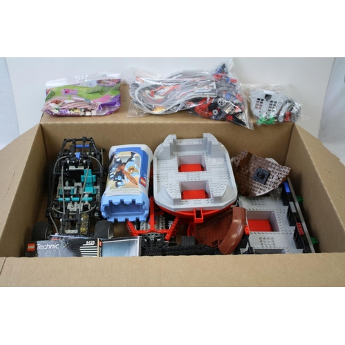 Collection of Lego sets, both built and unbuilt, to include ... | Barnebys