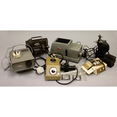 A collection of slide and 8mm projectors, including a Gnome ... | Barnebys
