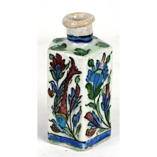 A 20th century Persian Isfahan Iznik style ceramic fritware ... | Barnebys