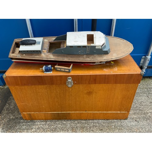 Scratch Built Boat | Barnebys