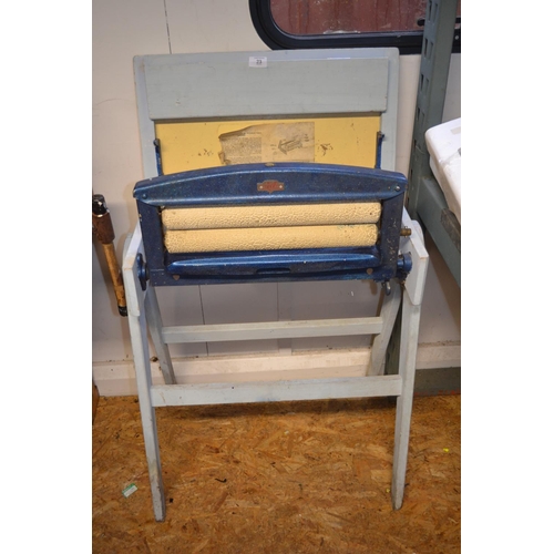 Vintage fold-away mangle, by Scales, with chalk painted stan... | Barnebys