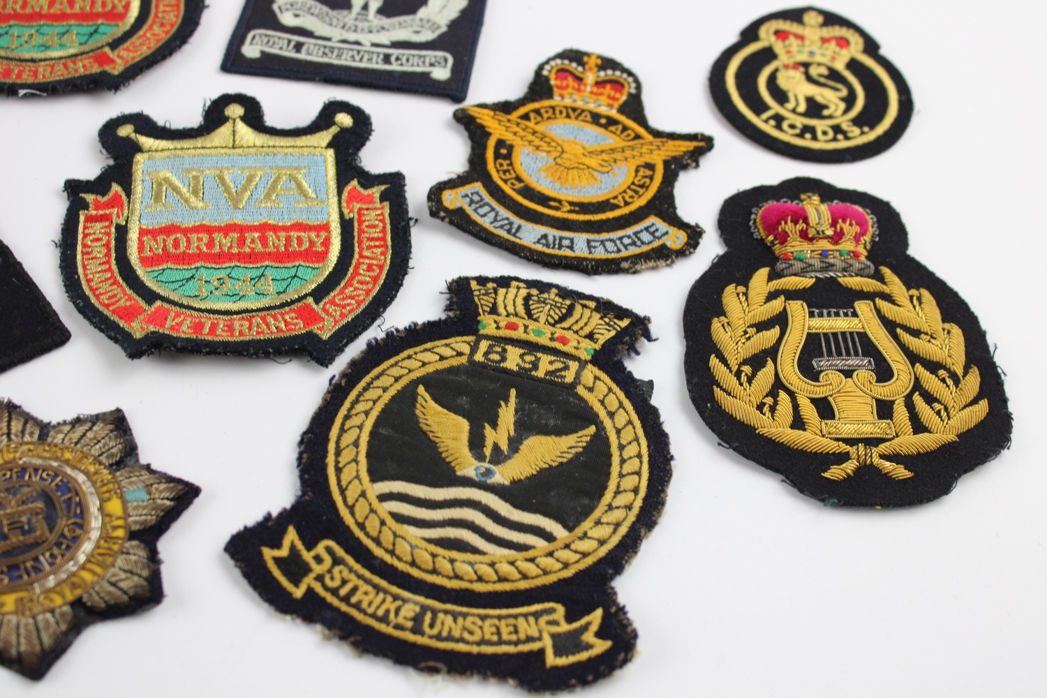 12 x Vintage MILITARY Cloth / Bullion / Blazer BADGES Inc Parachute ...