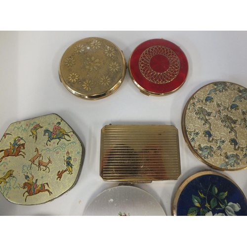 NINE VINTAGE LADIES POWDER COMPACTS