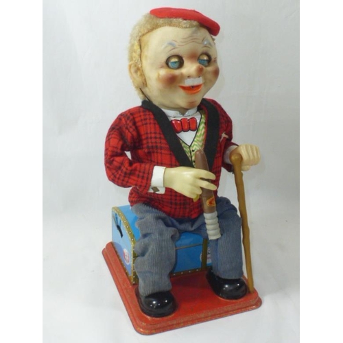 Vintage Battery Operated Mr McGregor Cigar Smoking Man Tin plate Toy ...