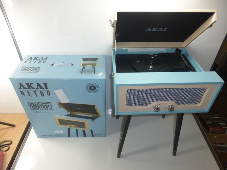 Akai Retro Freestanding Record Player, comes complete with detachable ...