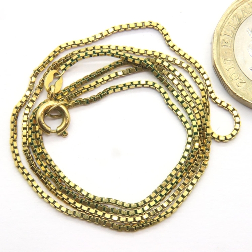 9ct gold box chain, 2.7g, L: 45 cm. P&P Group 1 (£14+VAT for... | Barnebys