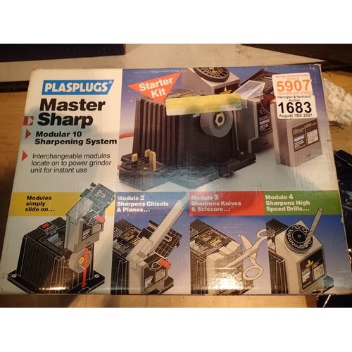 A Plasplugs Master Sharp system boxed. Not available for in-... | Barnebys