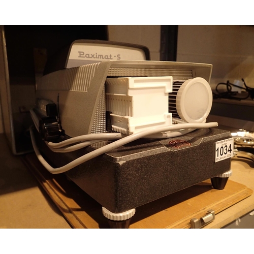 Braun Nurnberg baximat-s slide projector with remote and cas... | Barnebys