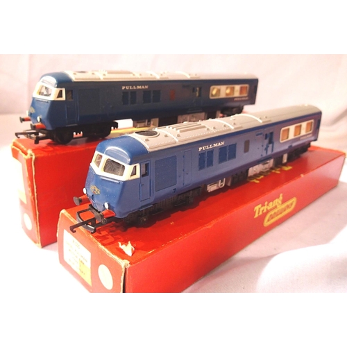 Triang R555 and R556 Blue Pullman, power car and trailer car... | Barnebys