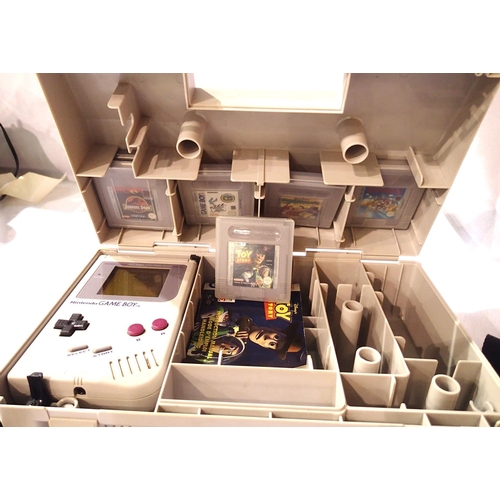 Gameboy portable DLX carry all case with Nintendo Gameboy an... | Barnebys