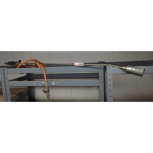 Long Lance gas weed burner with regulator. Not available for... | Barnebys