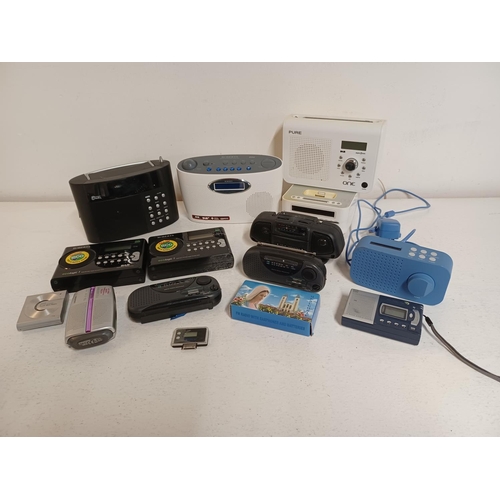 A collection of radios to include Roberts Elise DAB/FM, Pure... | Barnebys