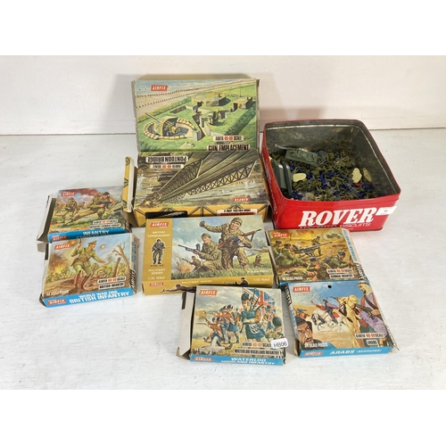 A collection of various vintage boxed Airfix model kits to include HO ...