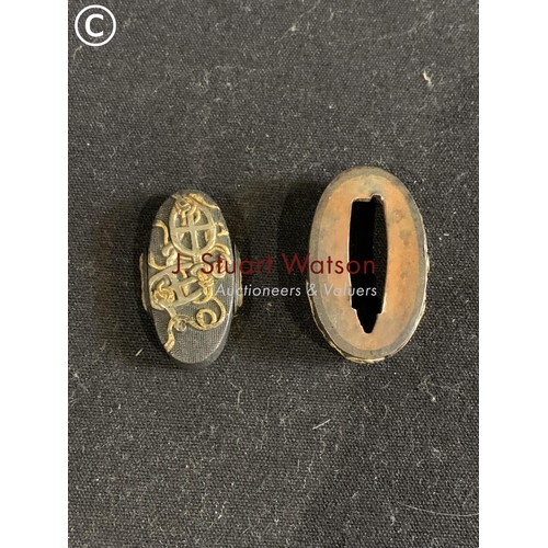 A pair of Japanese Fuchi Kashira from a Japanese Sword, depi... | Barnebys
