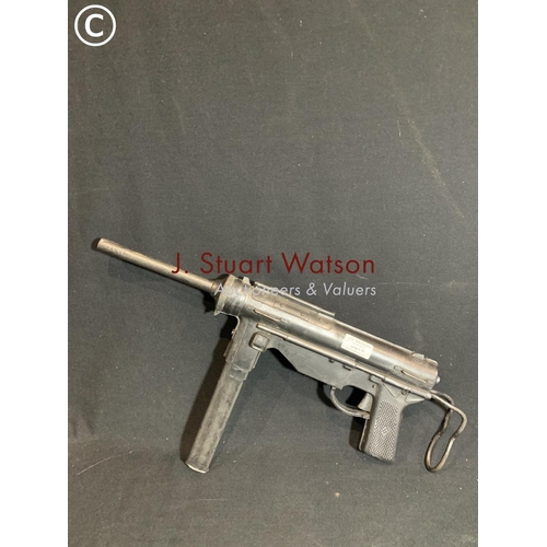 WW2 Grease Gun, film prop from Fury, overall length 55cms | Barnebys
