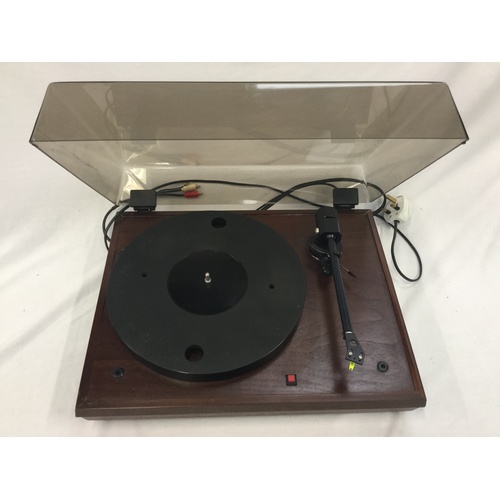 LOGIC TURNTABLE. Logic Tempo Turntable & Logic Datum Tonearm... | Barnebys