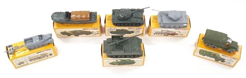 Airfix - Attack Force HO/OO Ready-Made - auctions & price archive