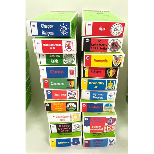 20 boxed Subbuteo/Subbuteo style complete teams in repro box... | Barnebys