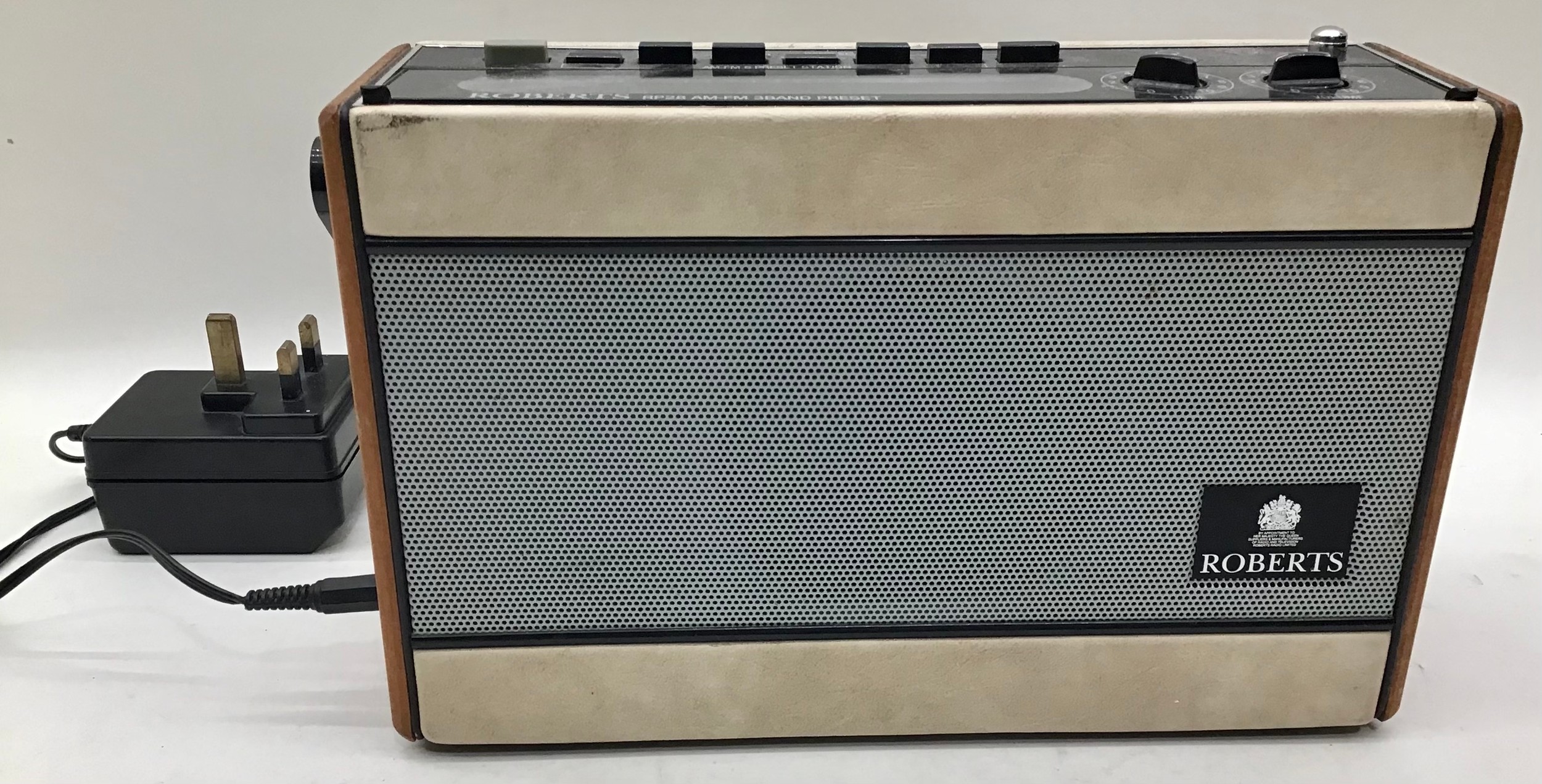 VINTAGE ROBERTS RADIO. Roberts RP28 - auctions & price archive