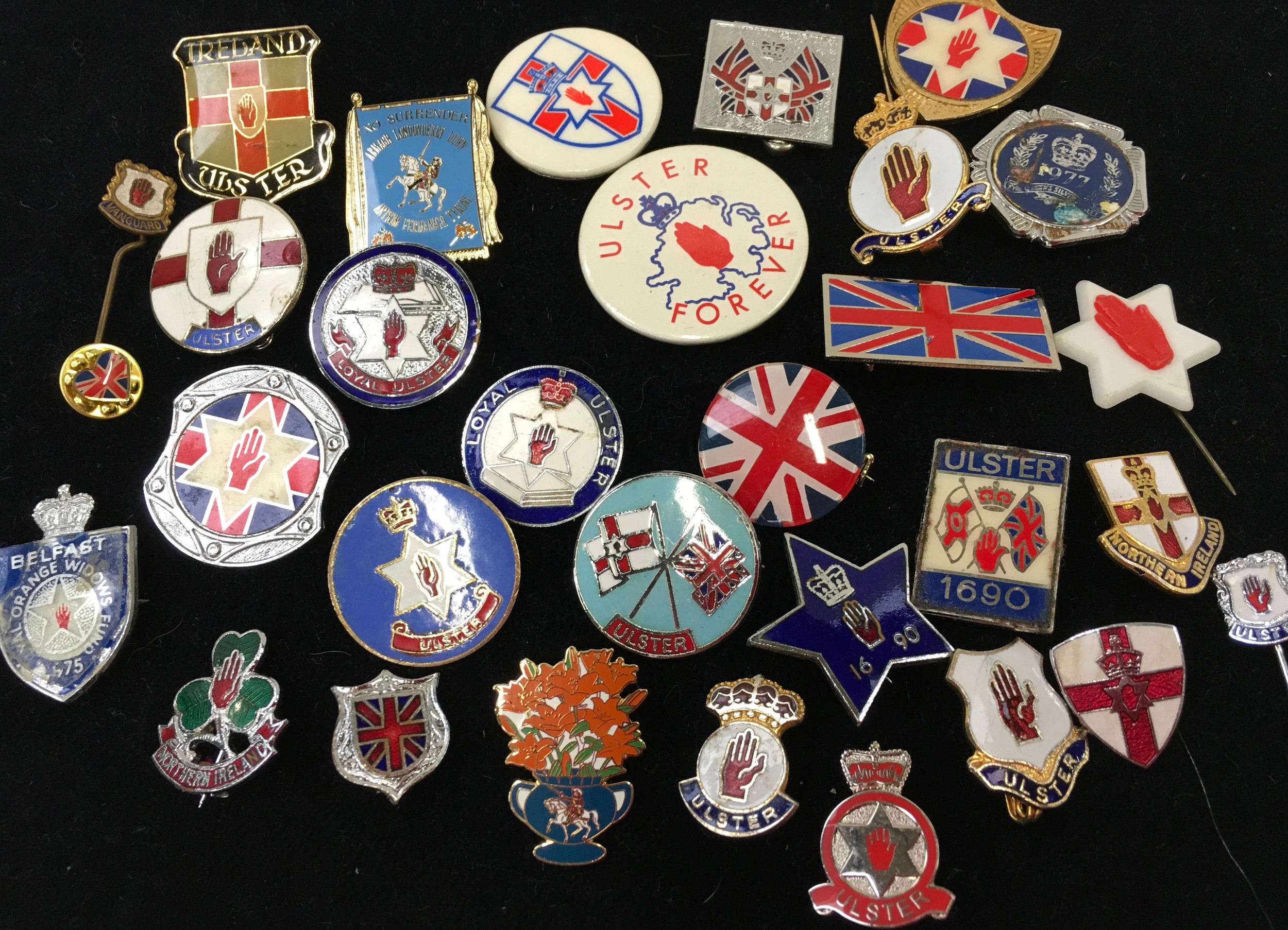 Bag of vintage Ulster Irish Unionist pin badges