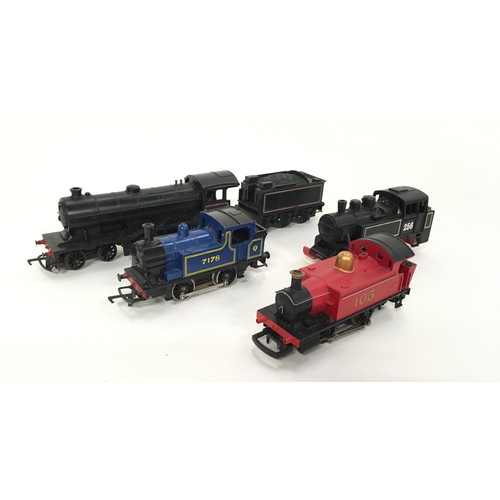 Triang R150 4-6-0 Steam locomotive and tender together with 3 Hornby ...