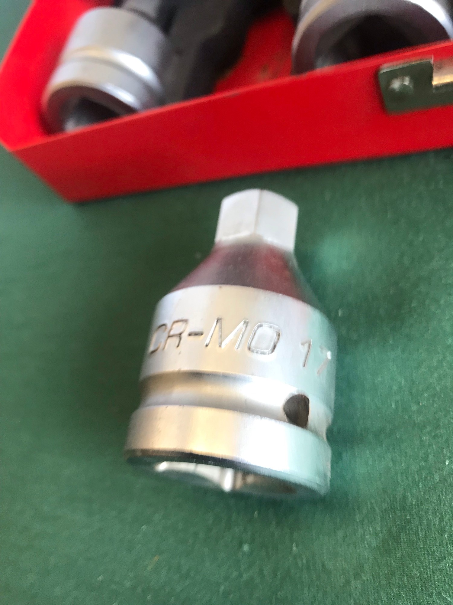 Case set of large socket heads / Sump plug sockets