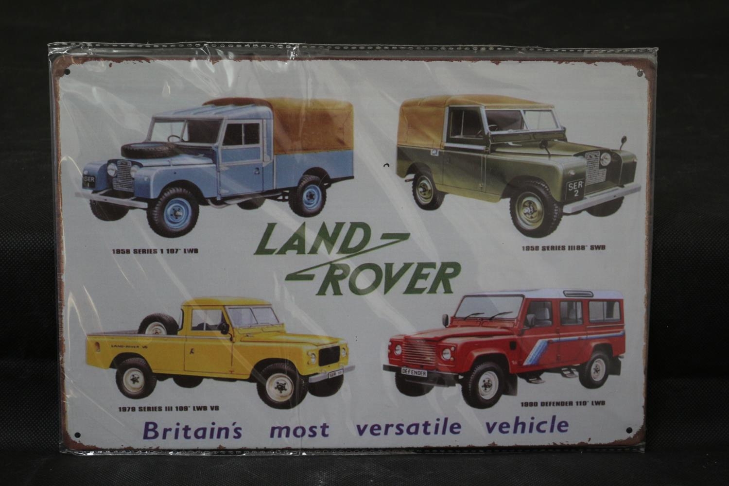 Metal Land Rover Sign 30cm x 20cm