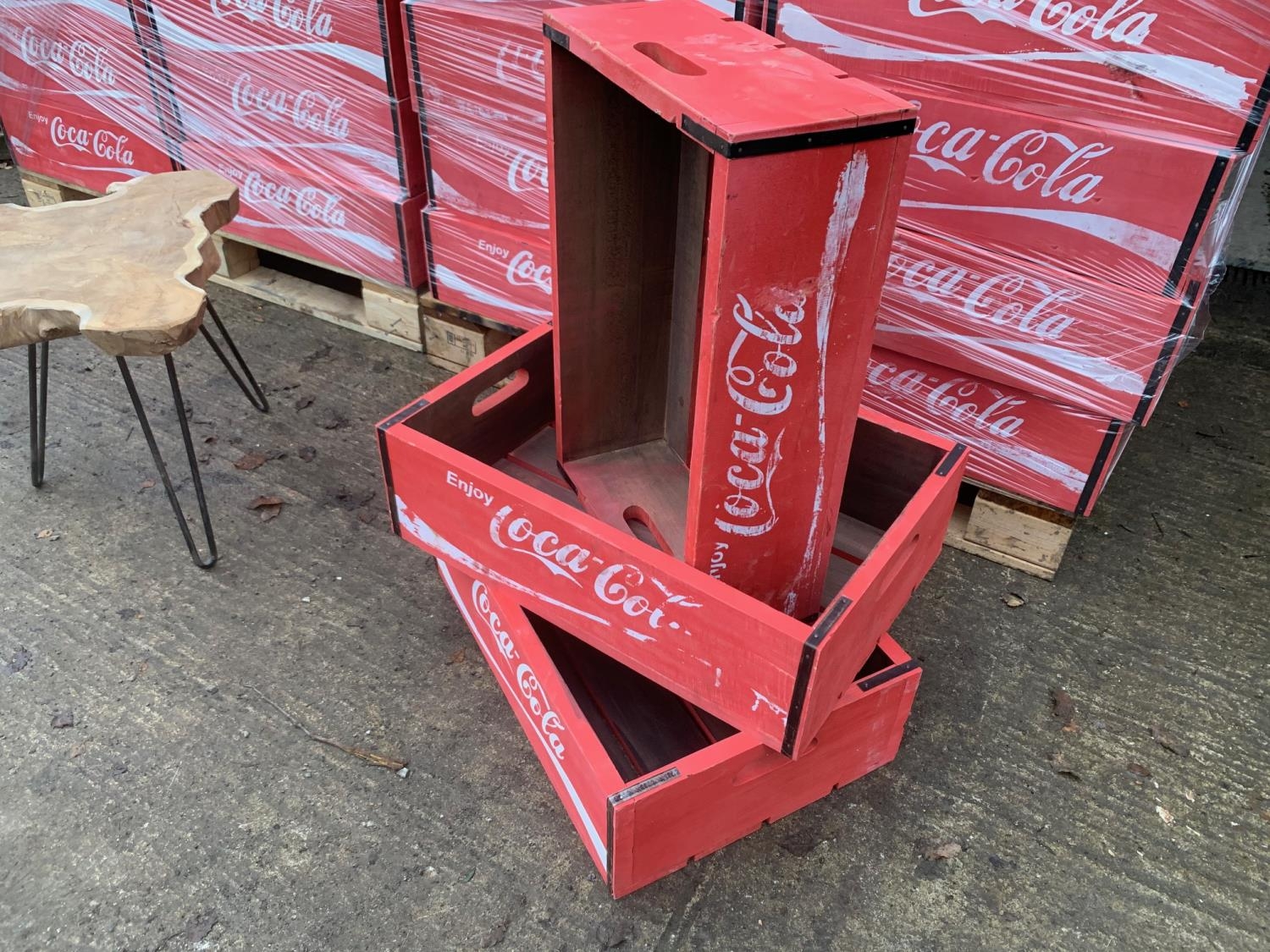 1 X LARGE WOODEN COCA COLA BOX