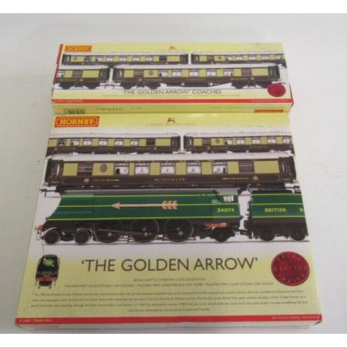 Hornby Golden Arrow Train Pack with locomotive and three Pul... | Barnebys